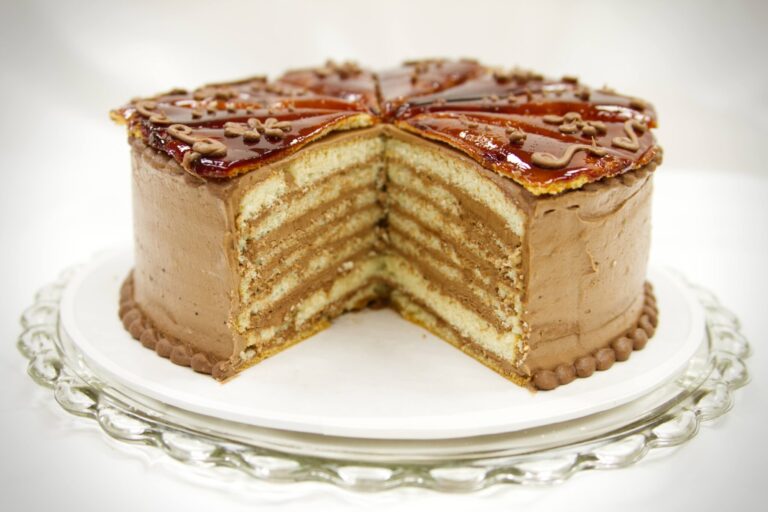 Dobos Torte (DOH-bohsh) | Dobo's Delights Bakery - Piqua, OH 45356 (937 ...
